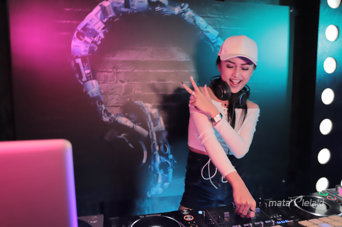 DJ Rhany Riyanti - MataLelaki.com