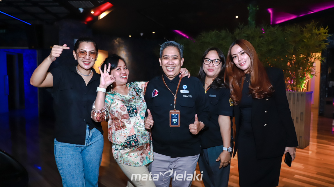 Special Event by Center Stage With DJ Putri December - MataLelaki.com