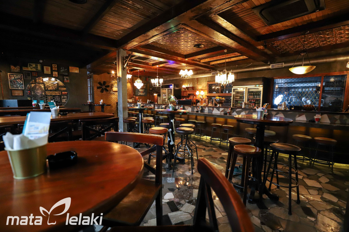 Shamrock Kitchen & Bar - MataLelaki.com